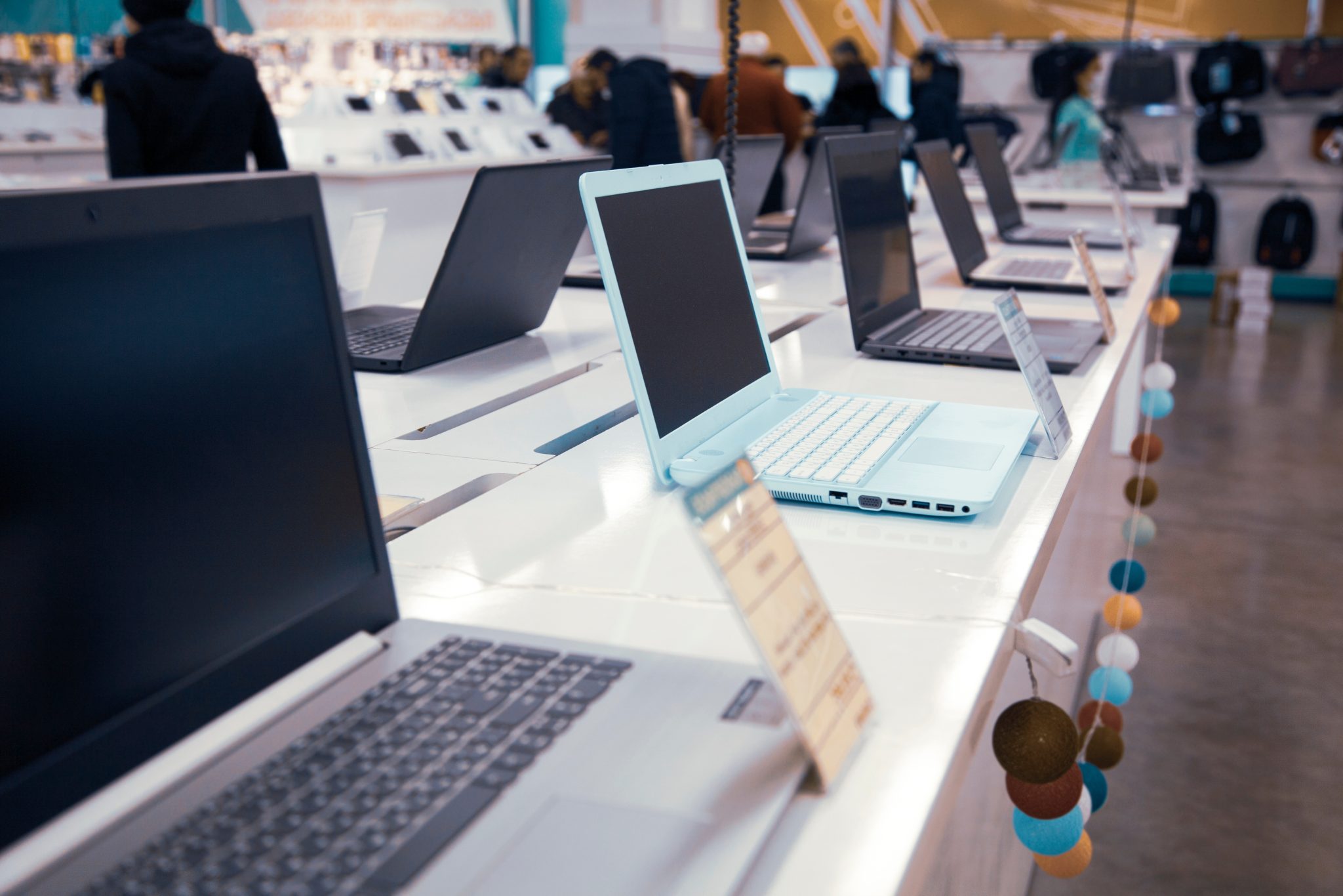 The Ultimate Laptop Buying Guide: Reviews & Recommendations