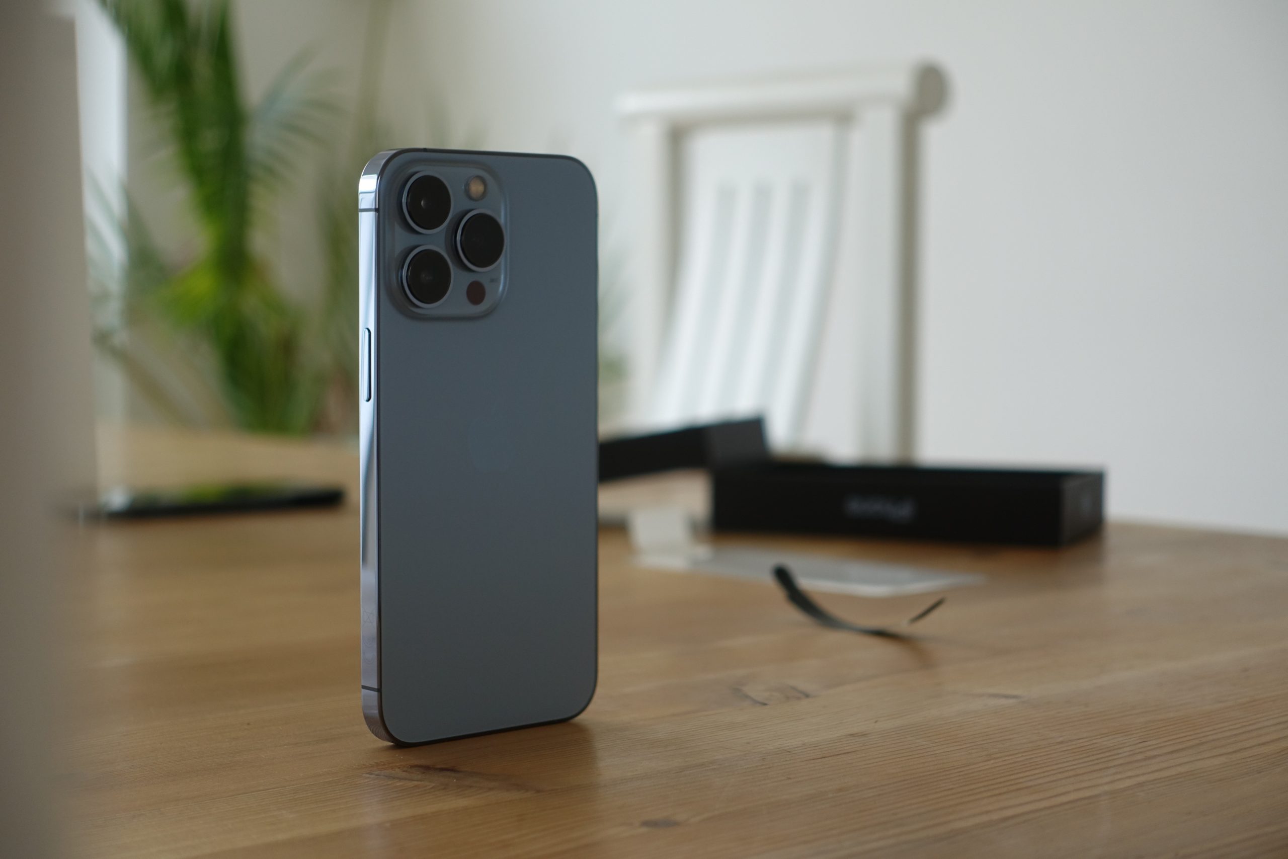 Pros And Cons Of The Newest Smartphone Models